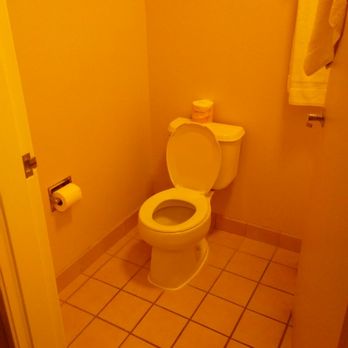 Rodeway Inn - 55 Photos & 37 Reviews - Hotels - 1620 W Beach St ...