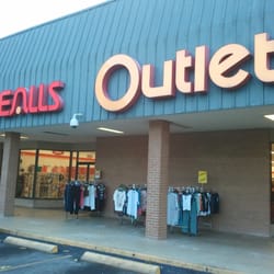Bealls Outlet - Department Stores - 914 Patricia Ave, Dunedin, FL ...