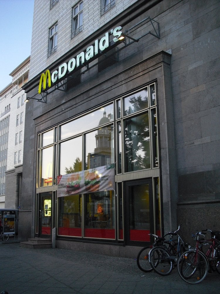 Mcdonalds Closed Fast Food Frankfurter Tor 7 Friedrichshain