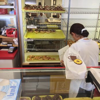 Max’s Donut Shop - 57 Photos & 165 Reviews - Donuts - 105 N Greenville ...