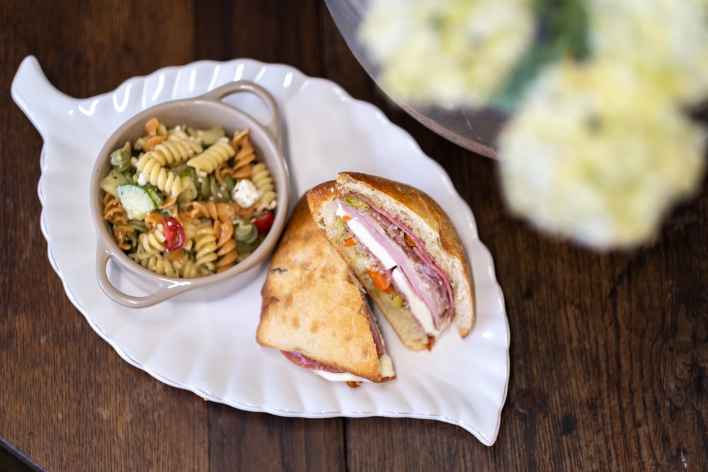 The Crown Bistro | Hyperflyer Instant Delivery