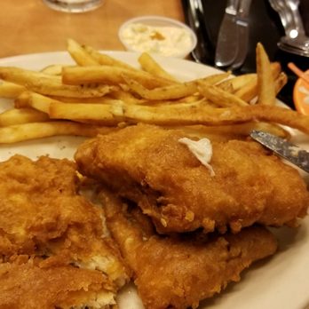 Village Inn - 86 Photos & 136 Reviews - American (Traditional) - 7051 ...