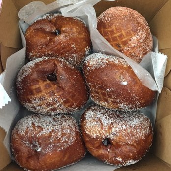 Leonard’s Bakery - 5174 Photos & 4594 Reviews - Bakeries - 933 Kapahulu ...