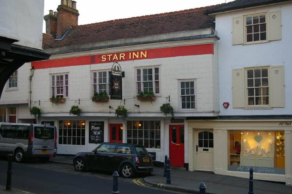 Star Inn - Pubs - 2 Quarry Street, Guildford, Surrey, United Kingdom ...