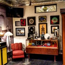 Third Man Records - 280 Photos & 125 Reviews - Vinyl Records - 623 7th ...