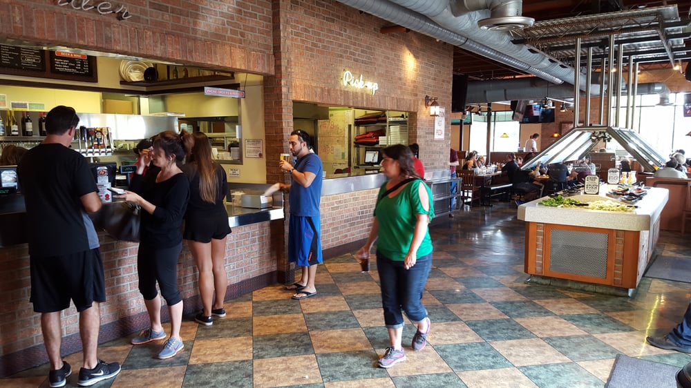 Toppers Pizza Place - 173 Photos & 319 Reviews - Pizza - 2408 Erringer ...