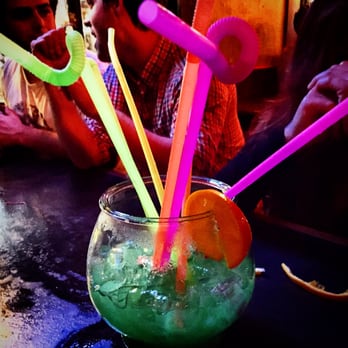 Kip’s Bar - 120 Photos & 282 Reviews - Burgers - 2439 Durant Ave ...