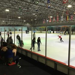 Pines Ice Arena - 53 Photos & 61 Reviews - Skating Rinks - 12425 Taft ...