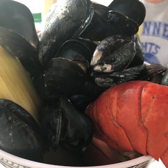 The Travelin Lobster - 175 Photos & 173 Reviews - Seafood - 1569 State ...