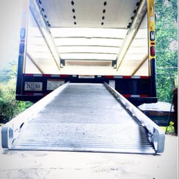 Penske Truck Rental - 17 Photos & 11 Reviews - Truck Rental - 515 S Van ...