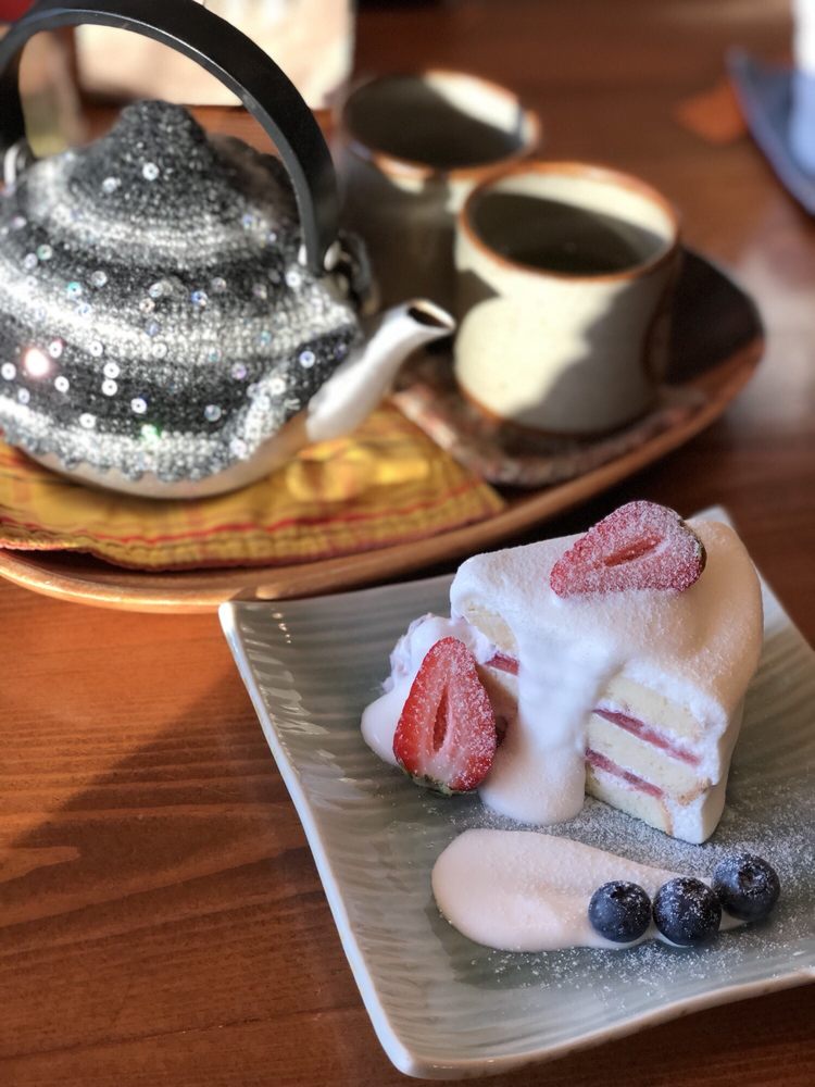 Yama Cafe - 141 Photos & 44 Reviews - Cafes - 2007 East Hastings Street ...