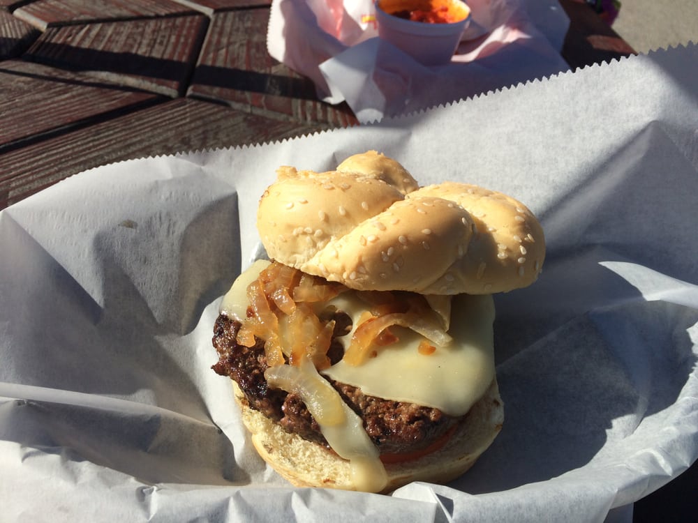 Paradise Pup - 416 Photos & 768 Reviews - Burgers - 1724 S River Rd ...