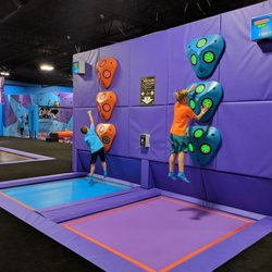 Altitude Trampoline Park - Spokane - 22 Photos - Trampoline Parks ...