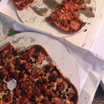 De Marinis Pizzeria - 14 Photos & 41 Reviews - Pizza - N88 W 15229 Main ...