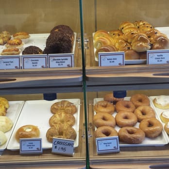 Elvin’s Bakery - 294 Photos & 119 Reviews - Bakeries - 1210 Dillingham ...