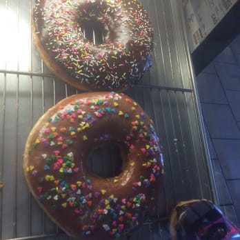 Monterey Donuts - 22 Photos & 65 Reviews - Donuts - 2440 Fremont St ...