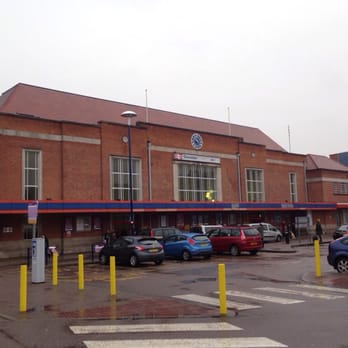 Doncaster Railway Station - 11 Photos - Train Stations - Station Court ...