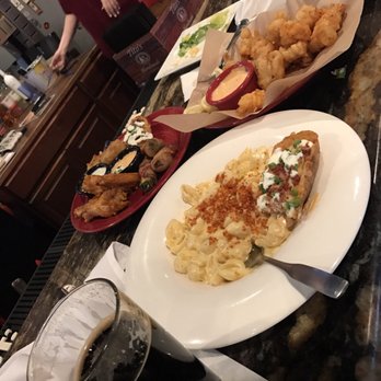 The Pint House Bar and Grill - 77 Photos & 118 Reviews - Bars - 265 S ...