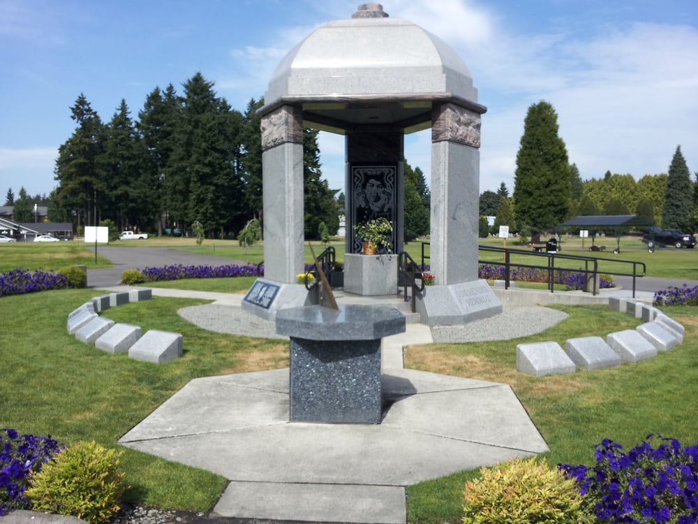 Jimi Hendrix Memorial - 114 Photos & 29 Reviews - Landmarks ...