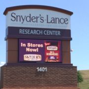 Snyders of Hanover Factory Store - 14 Photos & 20 Reviews - Pretzels ...