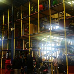 Funtropolis - 18 Photos - Salles de jeux d'arcade - 3925 Boulevard Curé ...