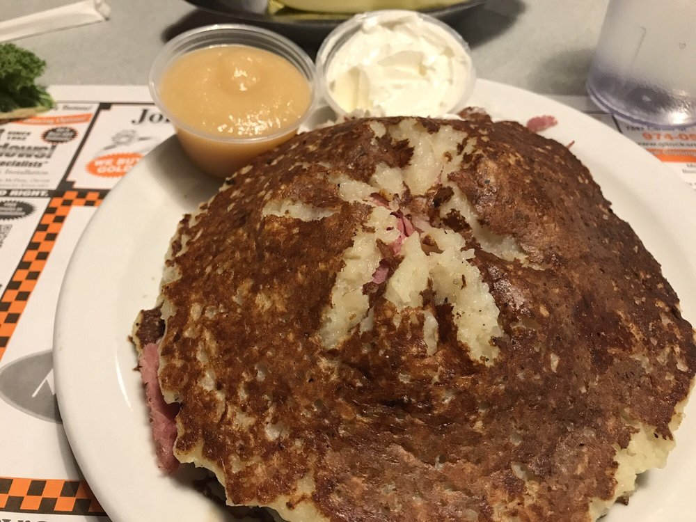 Manhattan Deli - 37 Photos & 33 Reviews - Delis - 8900 Mentor Ave ...