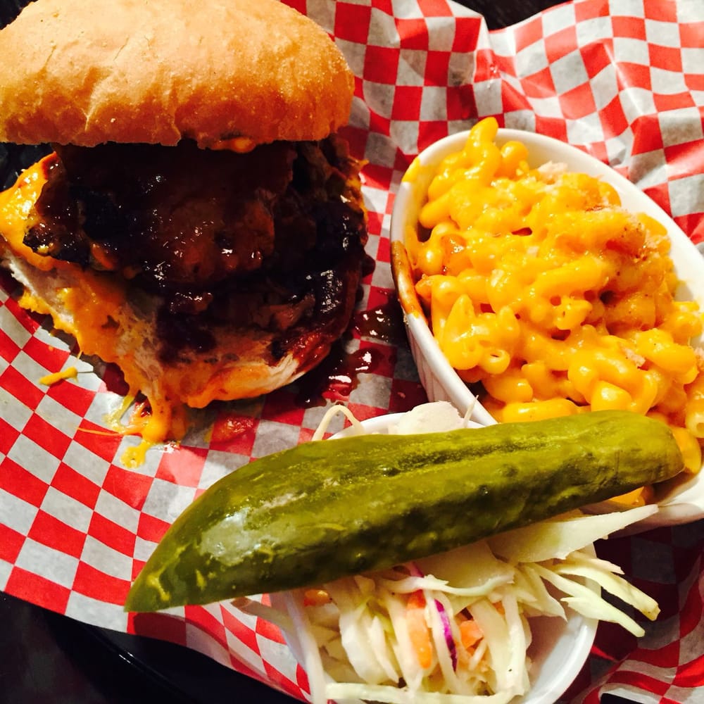 Pig Out BBQ - 39 Photos & 47 Reviews - Barbeque - 650 Spadina Avenue ...