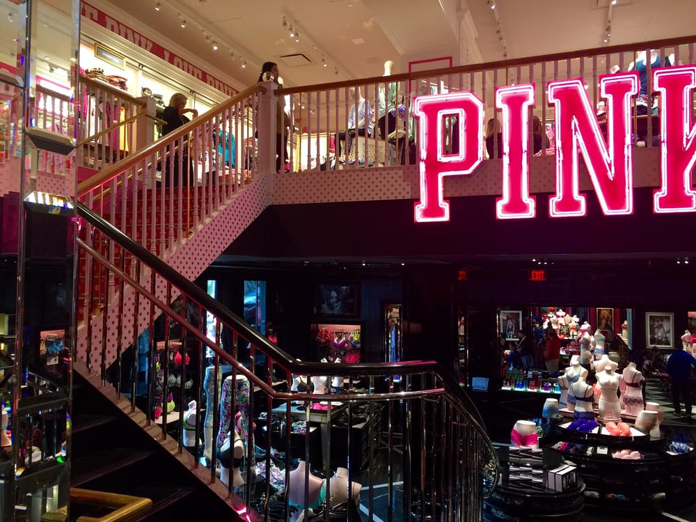 Victoria’s Secret - 32 Photos & 152 Reviews - Lingerie - 335 Powell St ...
