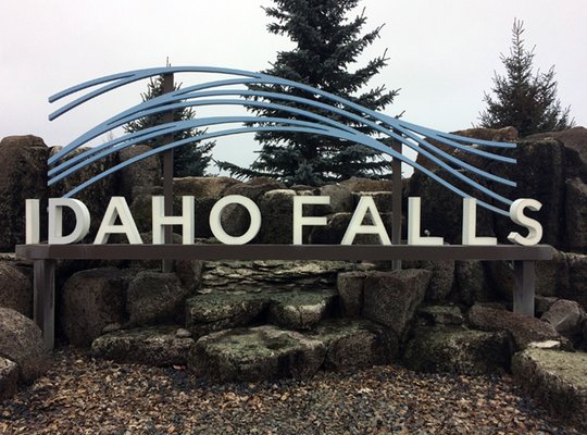 Welcome To Idaho Falls Landmark Fountain - Visitor Centers - W Broadway ...