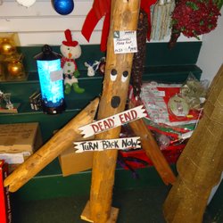 The Christmas Loft - 68 Photos - Christmas Trees - 2028 White Mountain ...