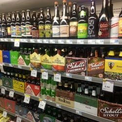 Hy-Vee Wine & Spirits - Beer, Wine & Spirits - 2001 Blairs Ferry NE ...