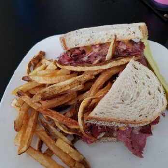 Urban Kitchen & Deli - 84 Photos & 64 Reviews - Breakfast & Brunch ...