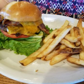 Cracker Barrel Old Country Store - 58 Photos & 66 Reviews - Breakfast ...