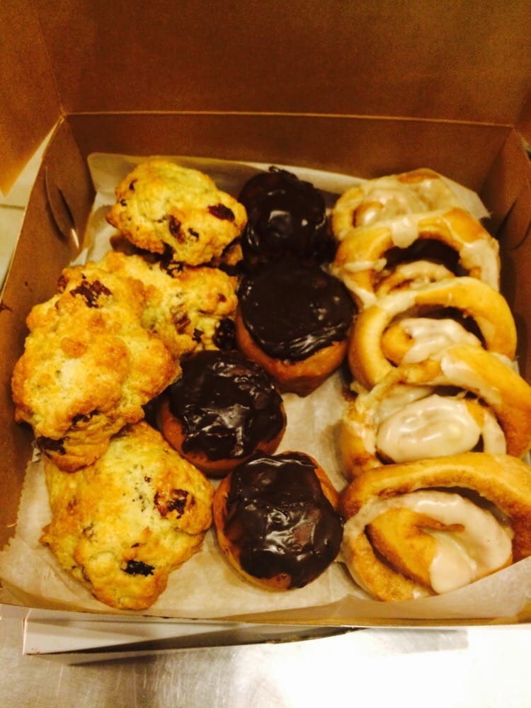 Two Sisters Bakery & Deli - 49 Photos & 37 Reviews - Delis - 19452 ...