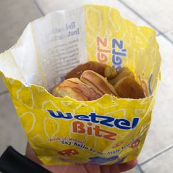 Wetzel’s Pretzels - 740 E Ventura Blvd, Camarillo, CA - 2019 All You ...