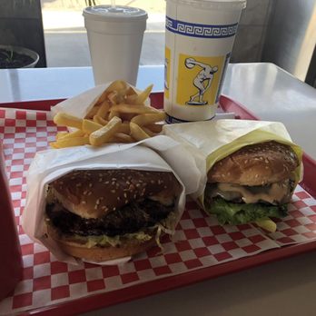Volcano Burgers - 285 Photos & 553 Reviews - Burgers - 3652 Cerritos ...