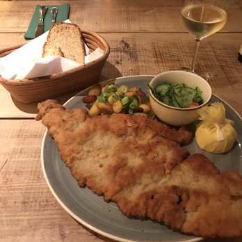 Schnitzelei Mitte - 40 Photos & 27 Reviews - Schnitzel - Chausseestr. 8 ...