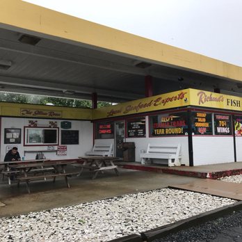 Richard’s Fish and Crabs - 31 Photos & 53 Reviews - Seafood - 2201 E ...