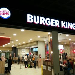 Burger King - Burgers - Aeropuerto Prat Barcelona, T2, Barcelona, Spain ...