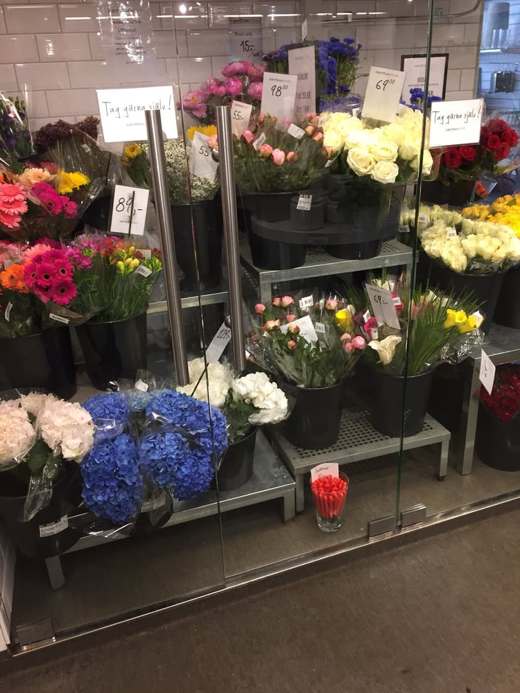 Interflora Fresh Fritz Blommor AB - Florists - Kapellgatan 19, Halmstad ...