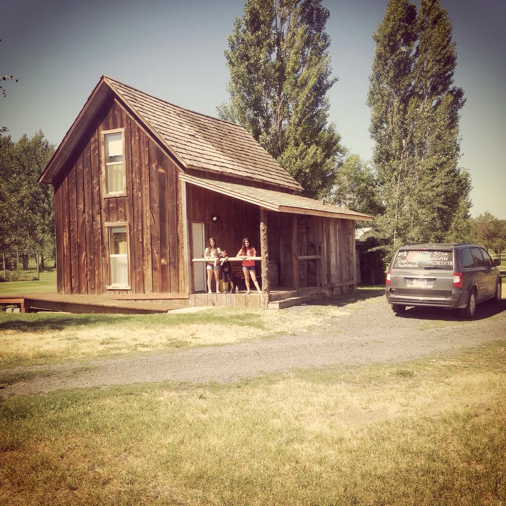 Long Hollow Ranch - 12 Photos - Hotels - 71105 Holmes Rd, Sisters, OR ...