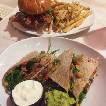 Silver Diner - Order Food Online - 695 Photos & 690 Reviews - Diners ...