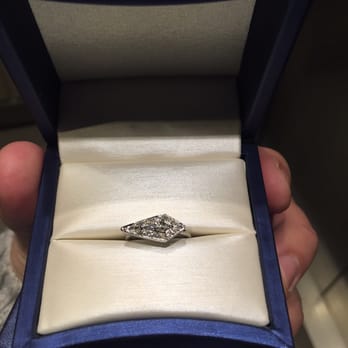 D&R House Of Diamonds - 136 Photos & 110 Reviews - Watches - 1980 ...