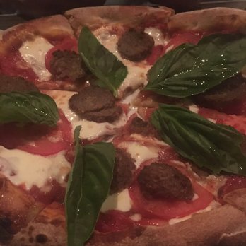 Bollo Woodfired Pizza - Order Food Online - 484 Photos & 459 Reviews ...