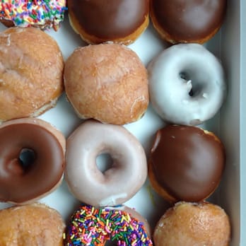 Golden Donuts - 45 Photos & 57 Reviews - Donuts - 625 Manchester Expy ...