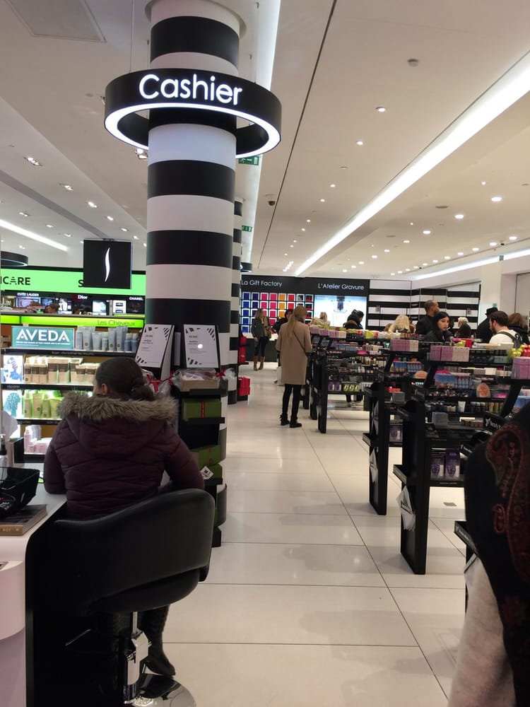Sephora - 32 Photos & 105 Reviews - Cosmetics & Beauty Supply - 70-72 ...