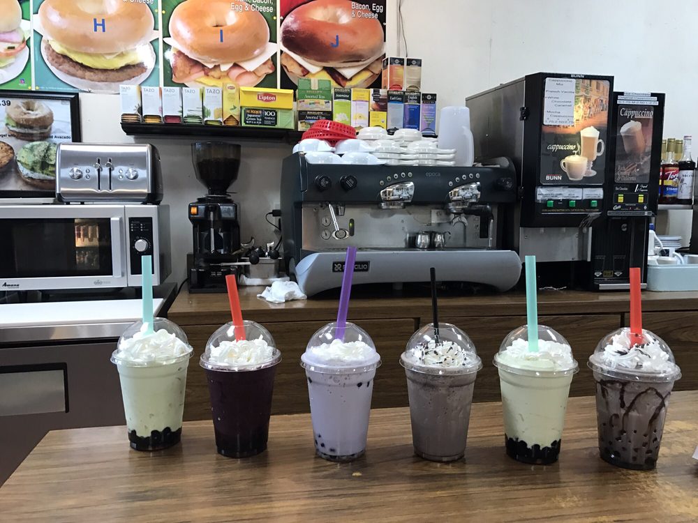 Daily Donut - 21 Photos & 24 Reviews - Donuts - 117 W Mcknight Way ...