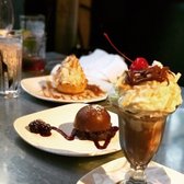 Cafeteria 15L - 2610 Photos & 1962 Reviews - American (Traditional ...