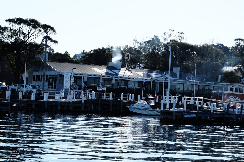 Metung Hotel - Hotels - Metung Rd, Metung Victoria, Australia - Phone ...