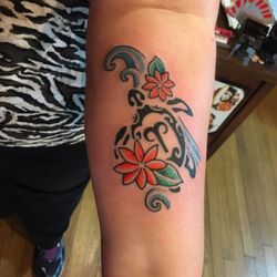 Pinnacle Tattoo - 35 Photos & 27 Reviews - Tattoo - 1041 Airline Rd ...